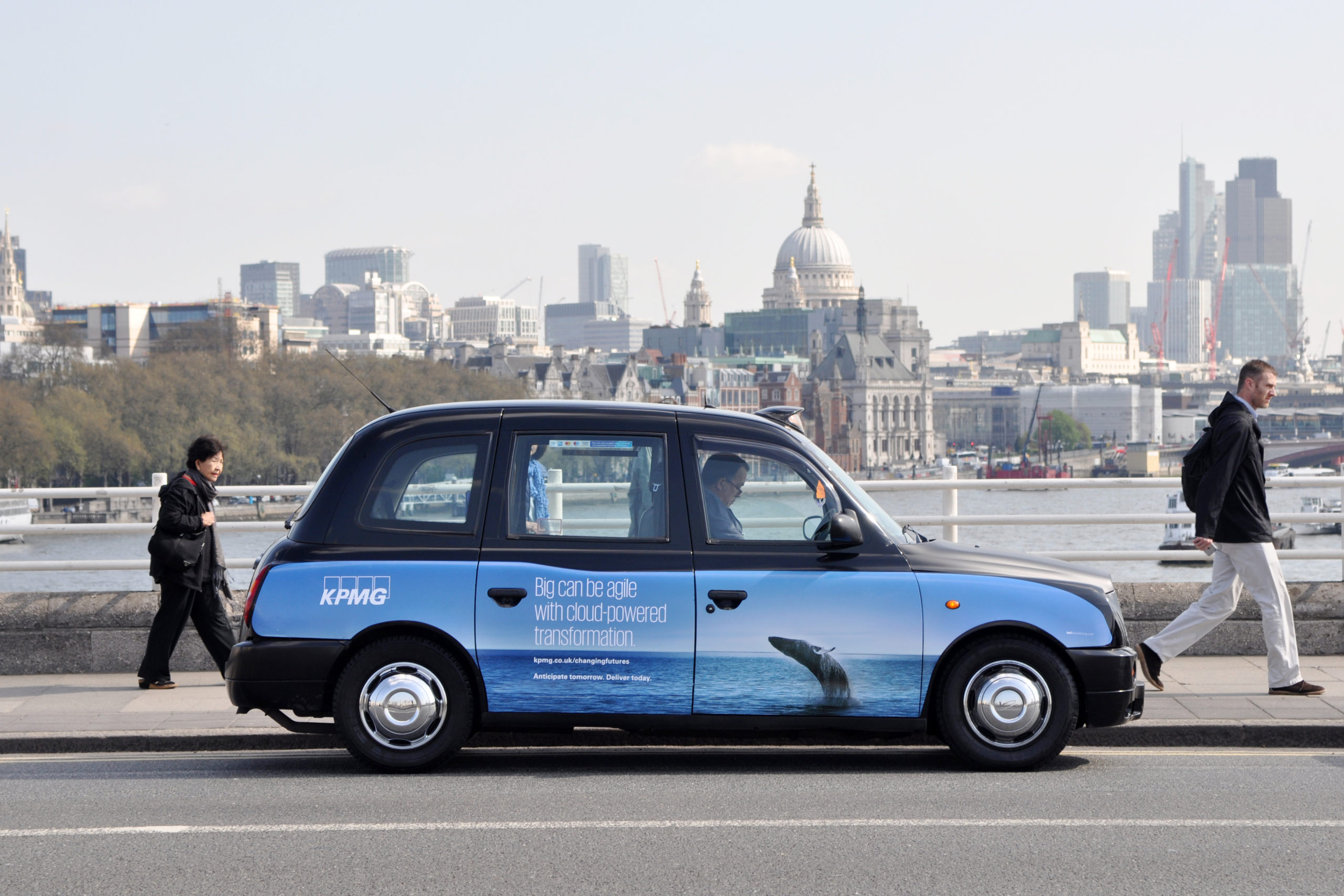 Taxi Advertising London, UK - Black Cab Advertising | Taxiadvertising.com