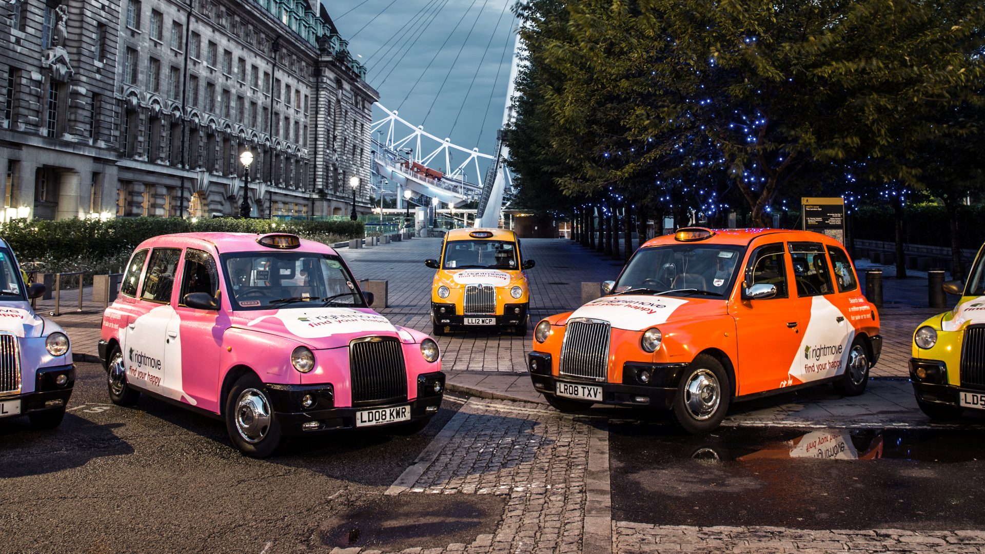 PR & Events | Taxiadvertising.com